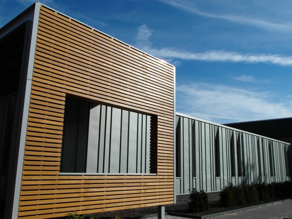 Zinken felsbanen met houtstructuur » Bouwwereld.nl