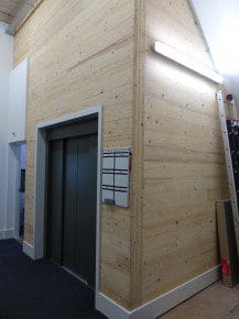 Lift met houten schacht » Bouwwereld.nl