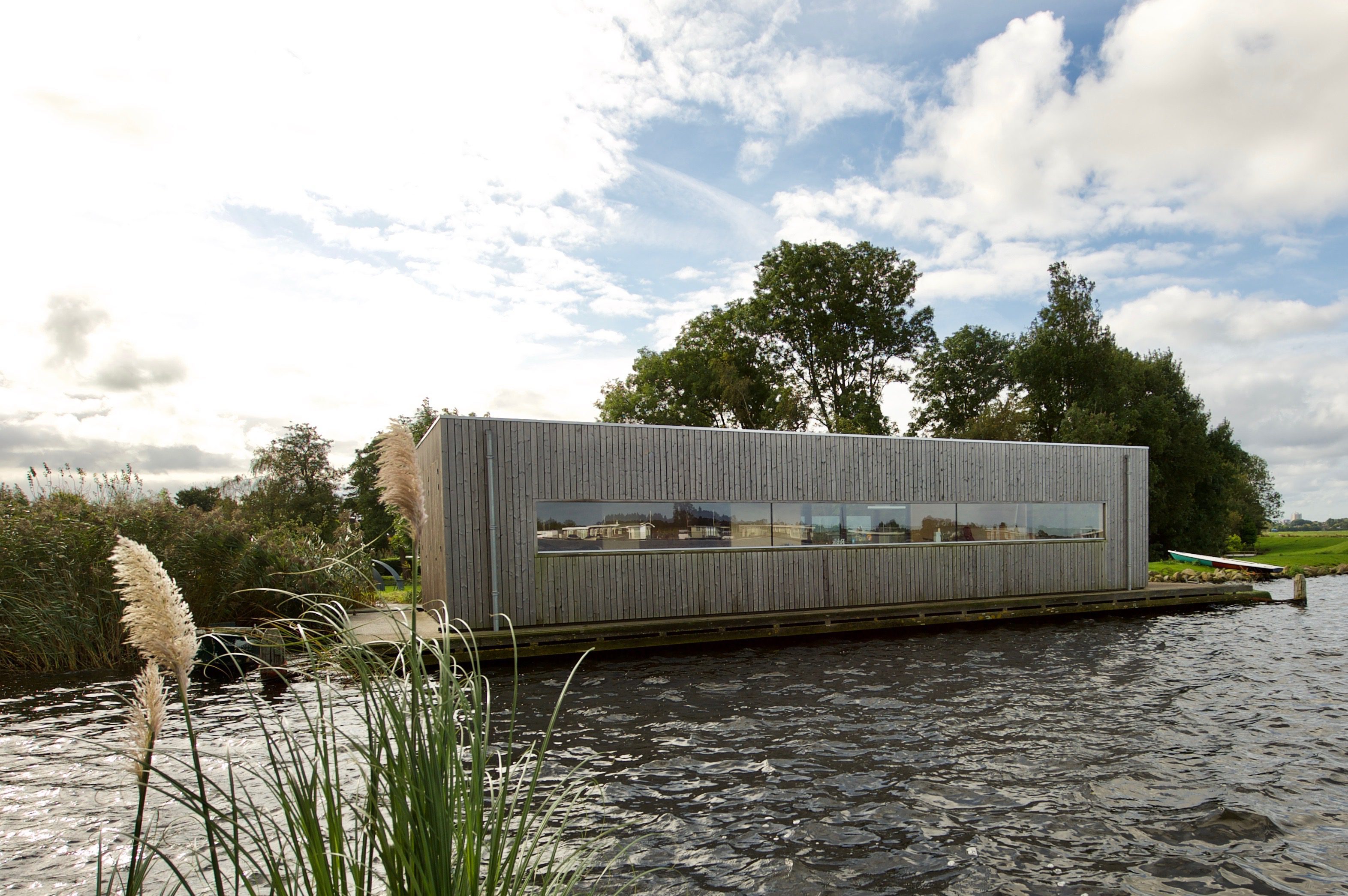 Woonboot van het Jaar 2020 » Bouwwereld.nl